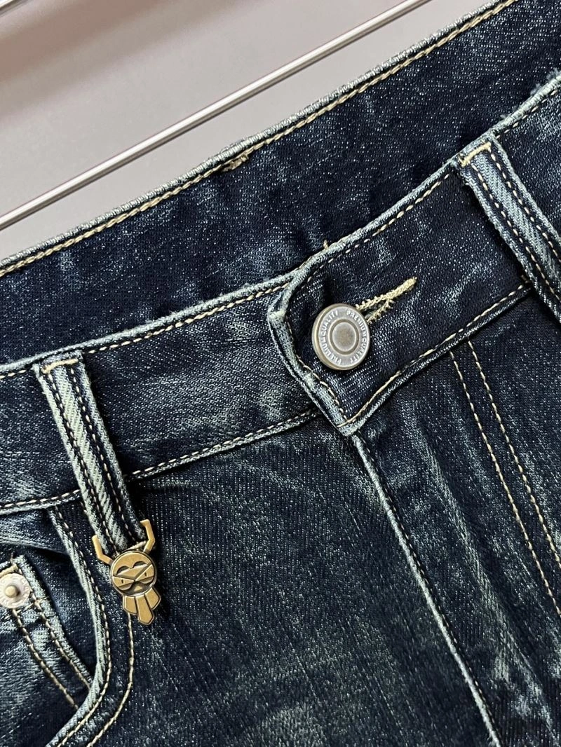 Top match Fendi Jeans