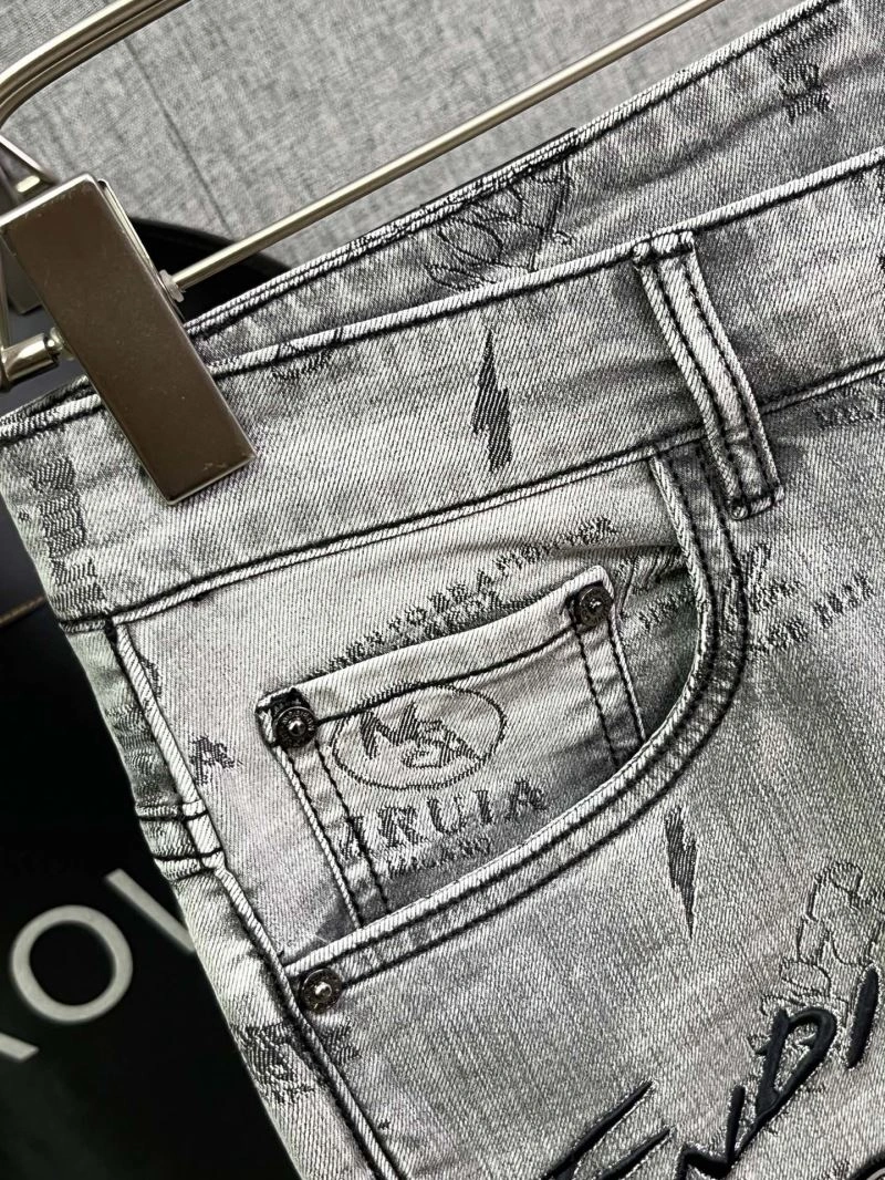 Cut-rate Fendi Jeans