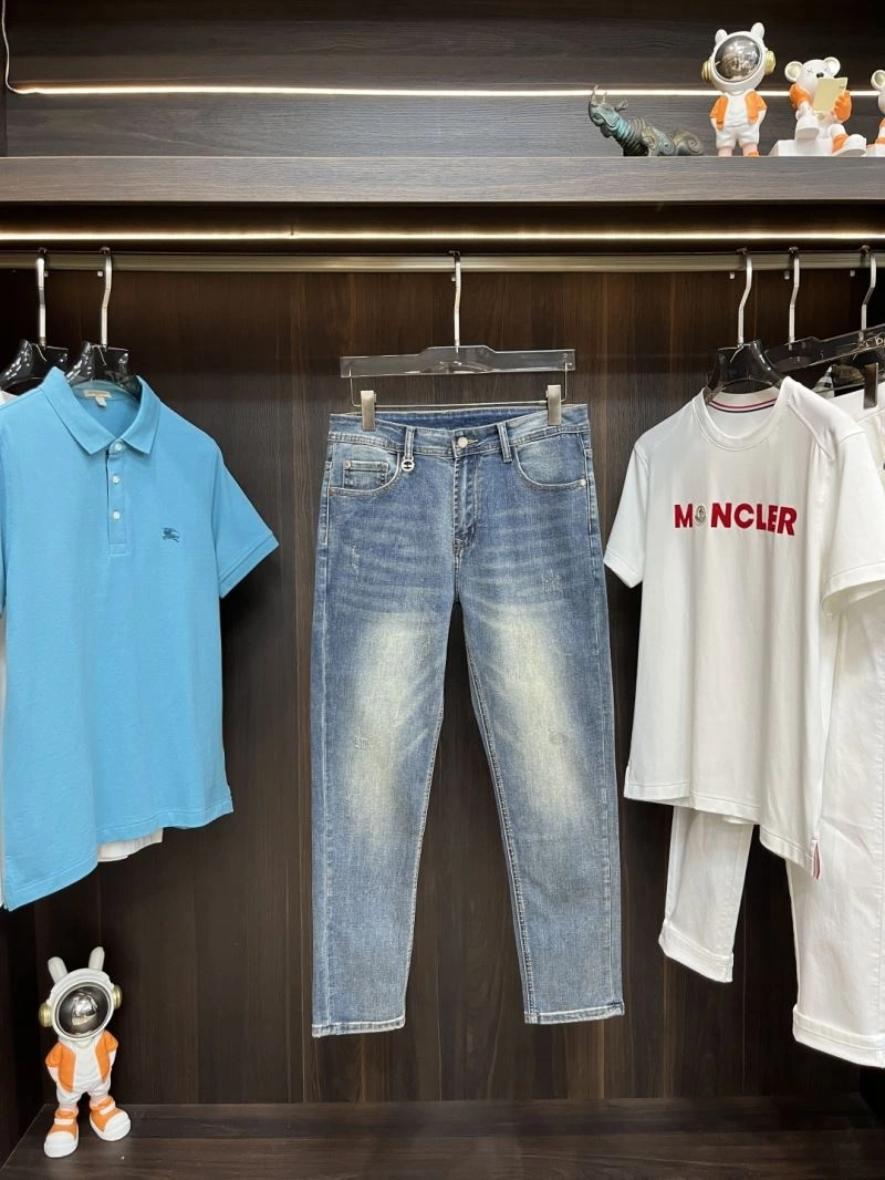 Precise copy Fendi Jeans