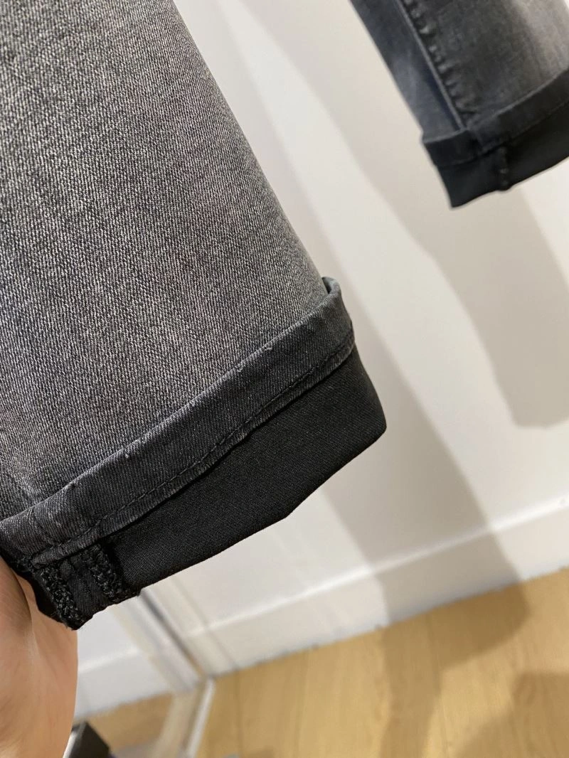 Precise copy Fendi Jeans