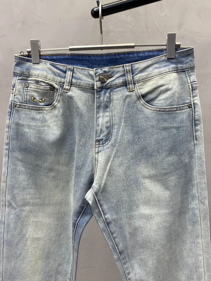 Low-cost Fendi Jeans