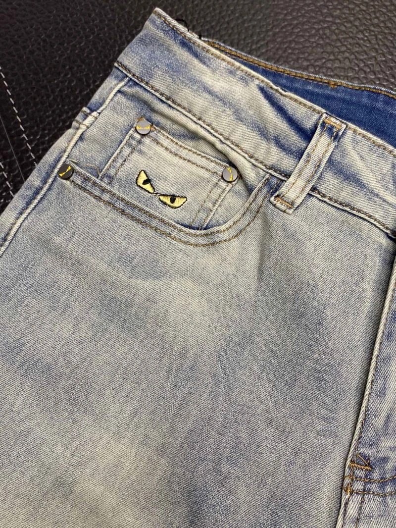 Low-cost Fendi Jeans