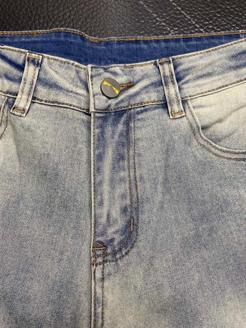 Low-cost Fendi Jeans