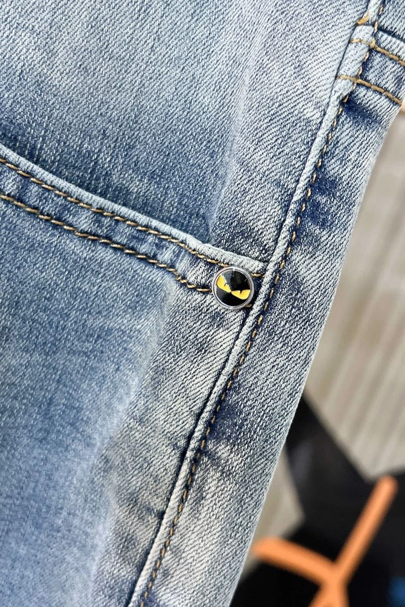 Exact replica Fendi Jeans