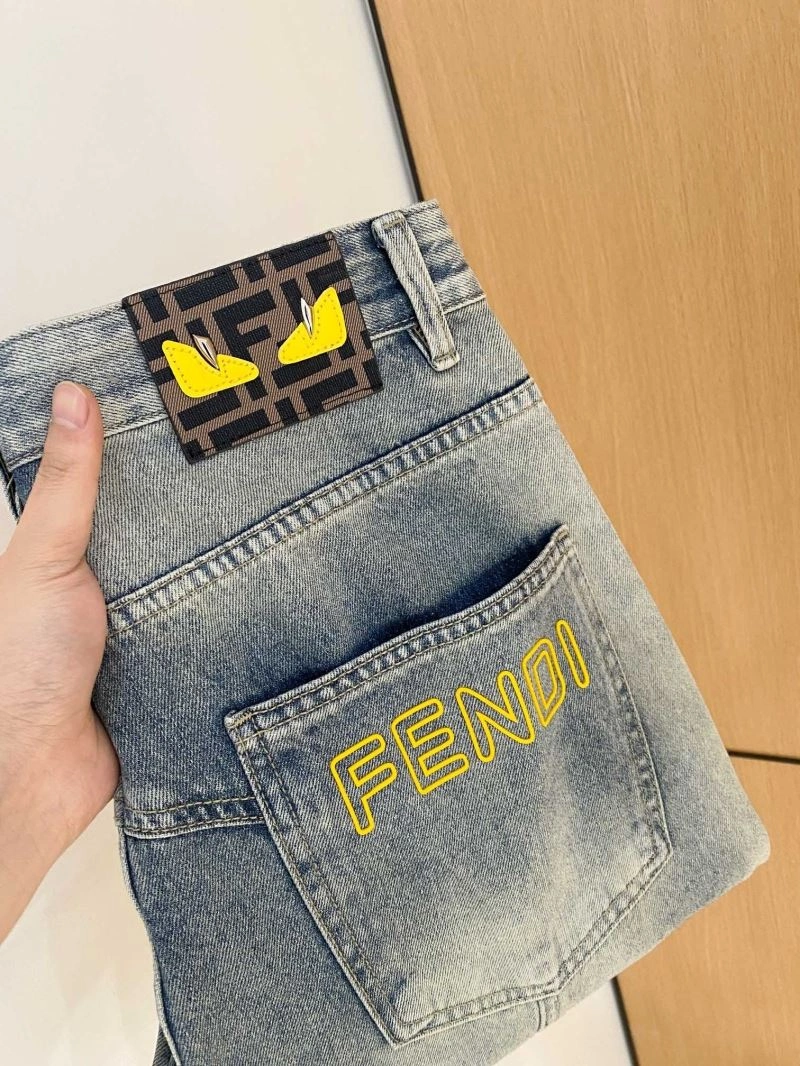 Low-cost Fendi Jeans