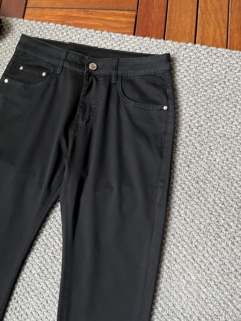 Exact replica Fendi Jeans