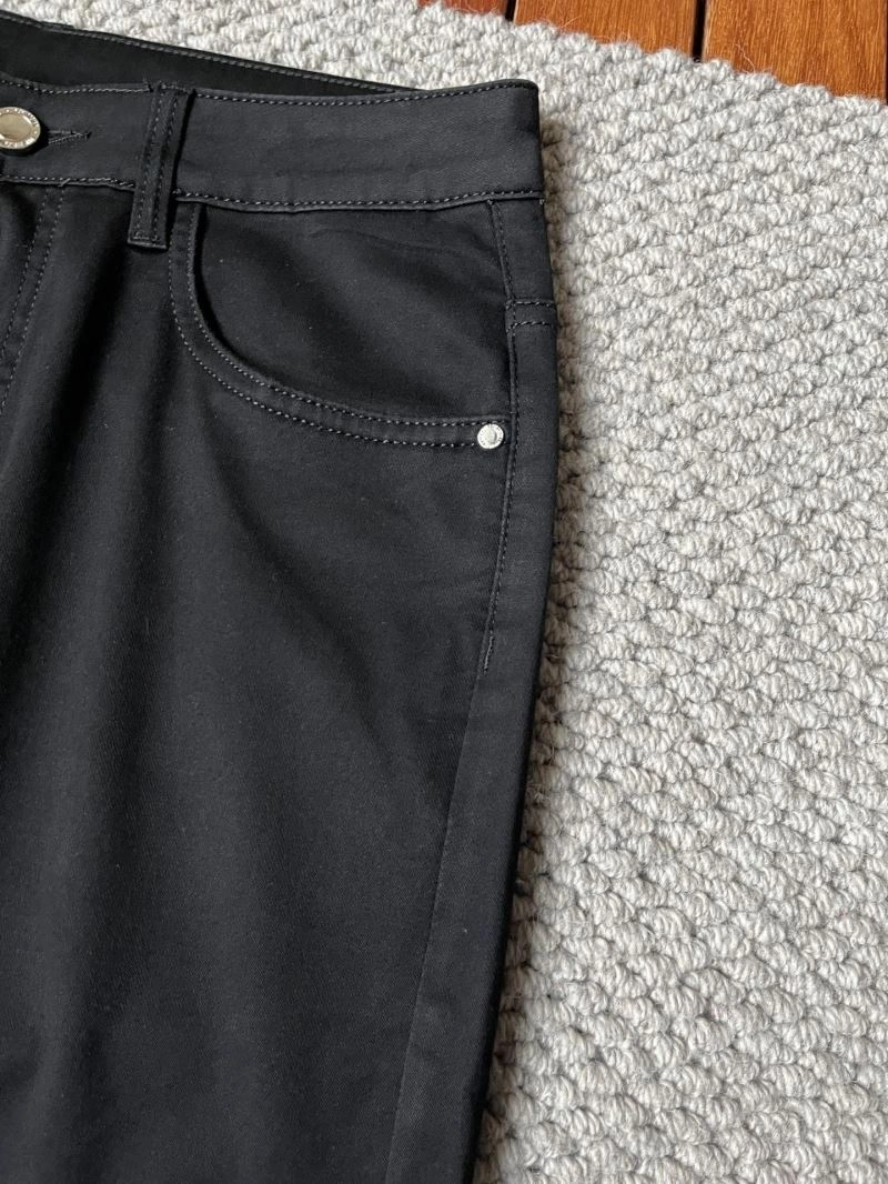 Exact replica Fendi Jeans