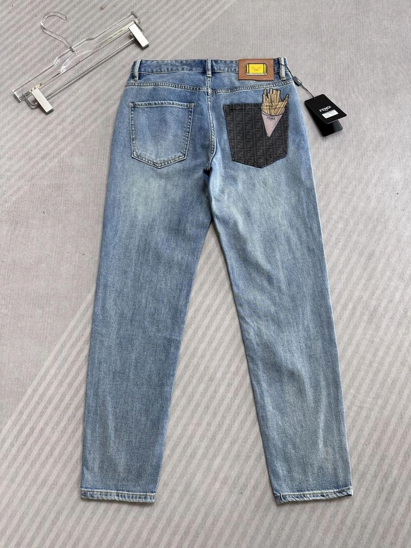Low-cost Fendi Jeans
