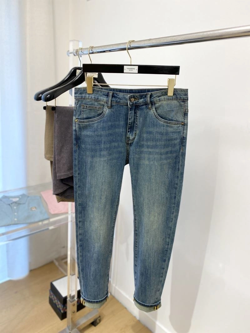Low-cost Fendi Jeans