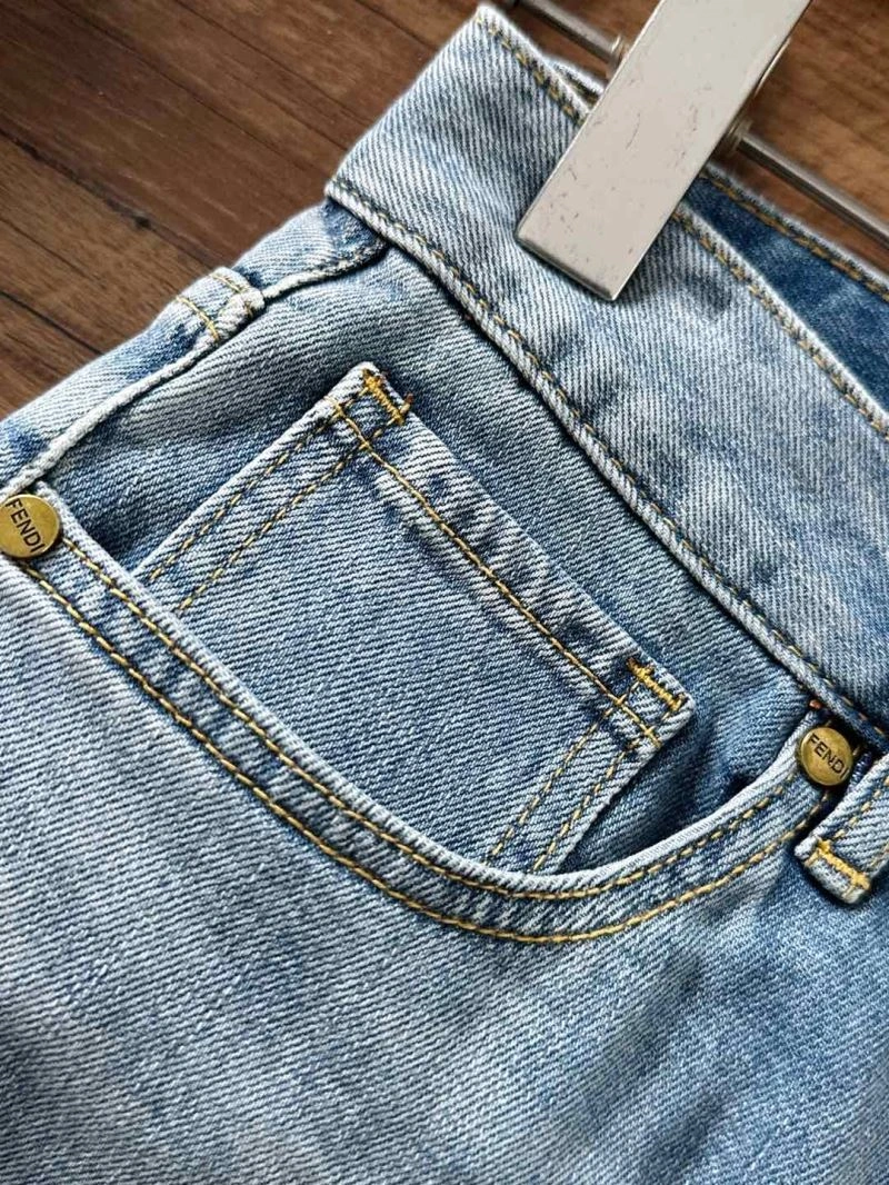 Top match Fendi Jeans