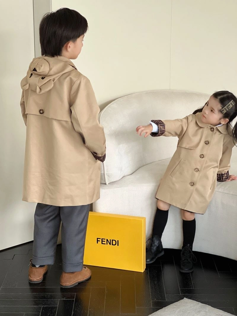 Exact replica Fendi Kids