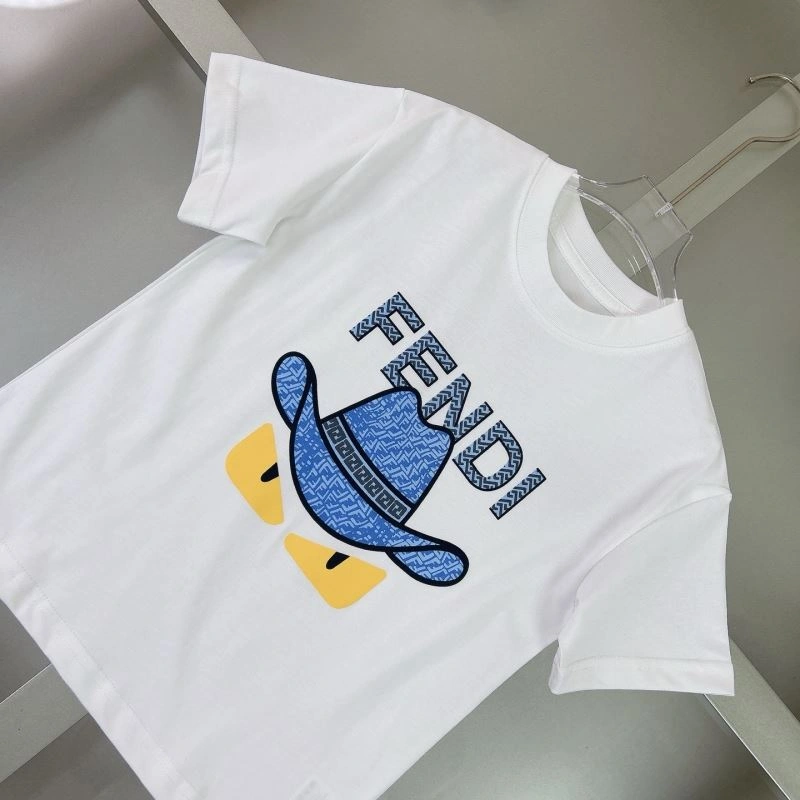 Top mirror Fendi Kids