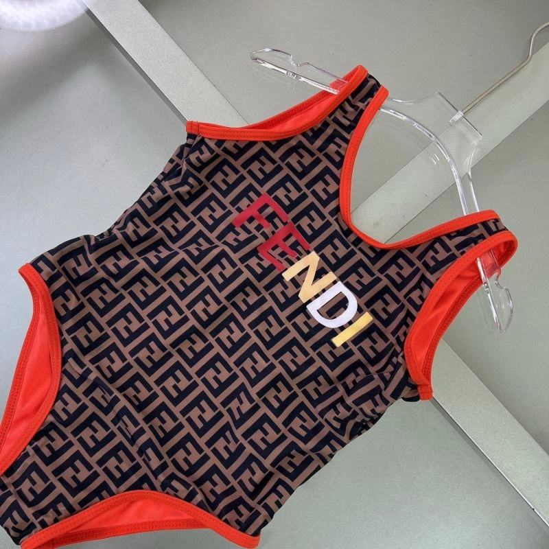 Top mirror Fendi Kids