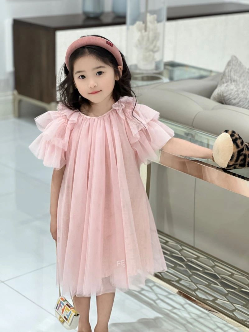 Top mirror Fendi Kids