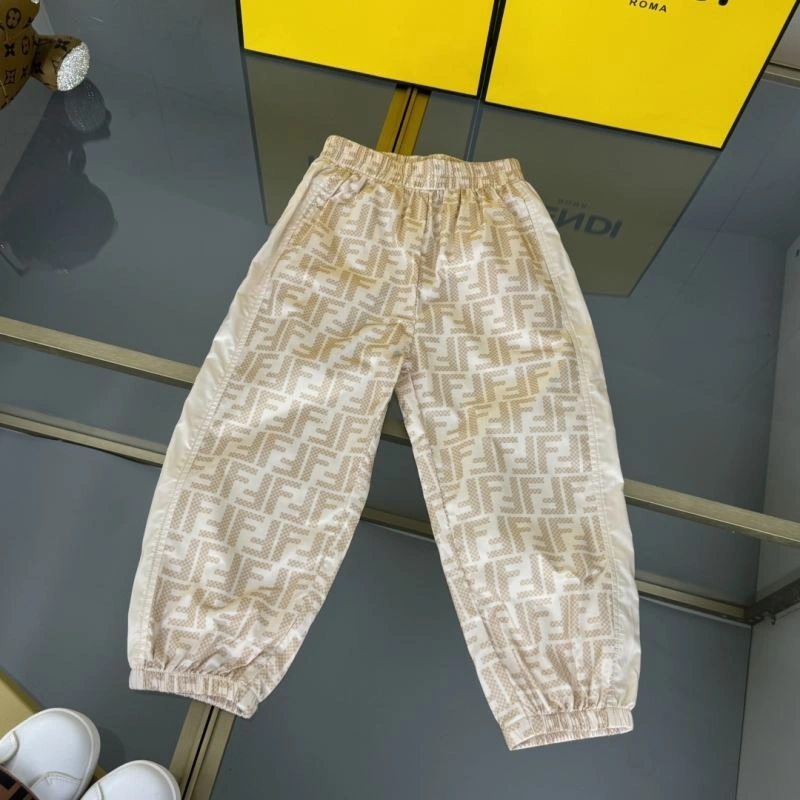 Top mirror Fendi Kids