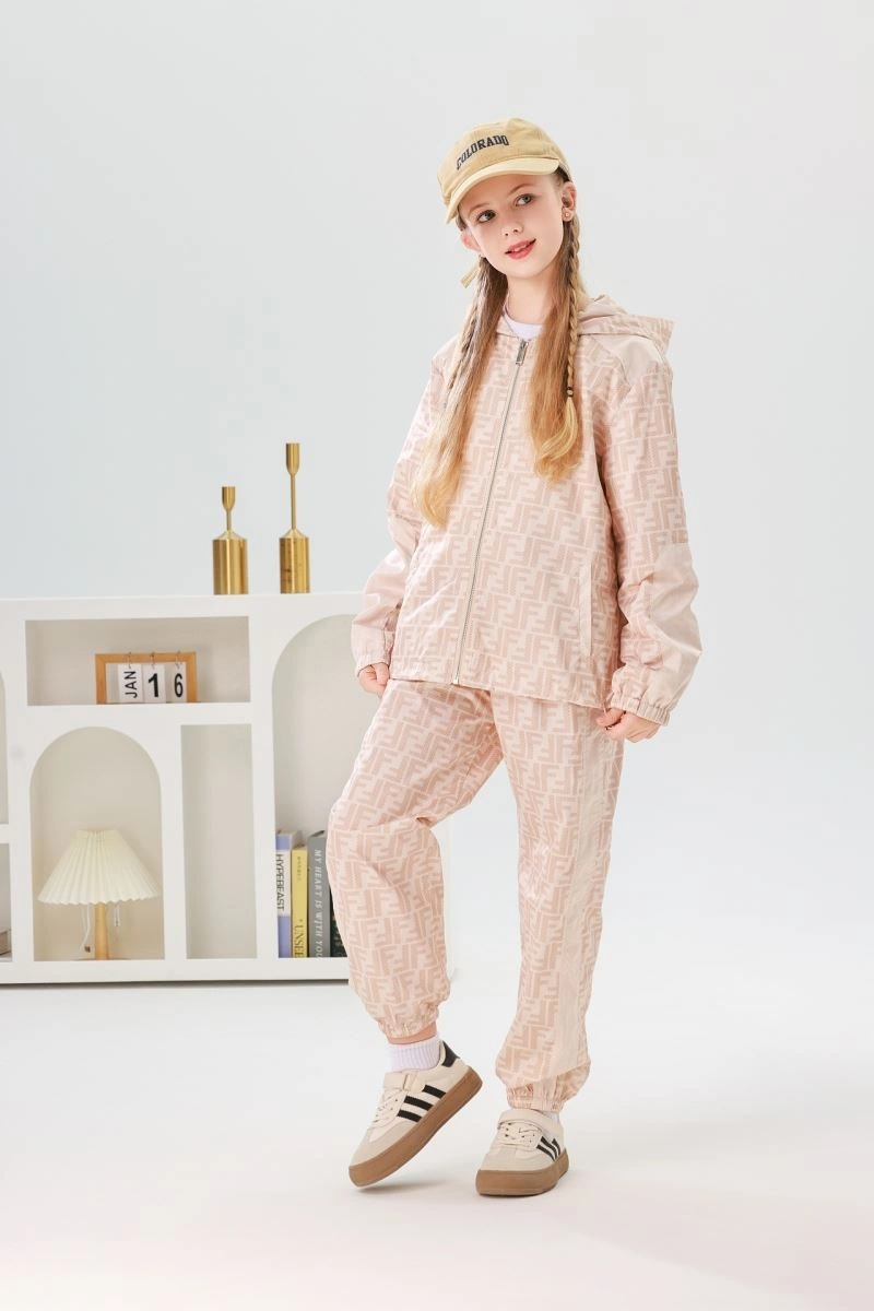 Top mirror Fendi Kids