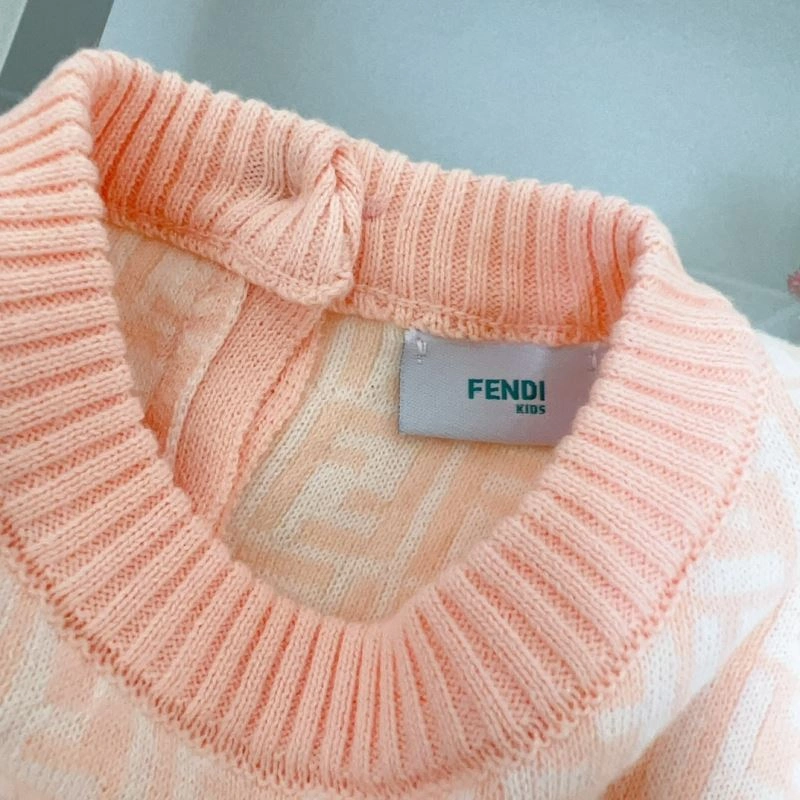 Top mirror Fendi Kids