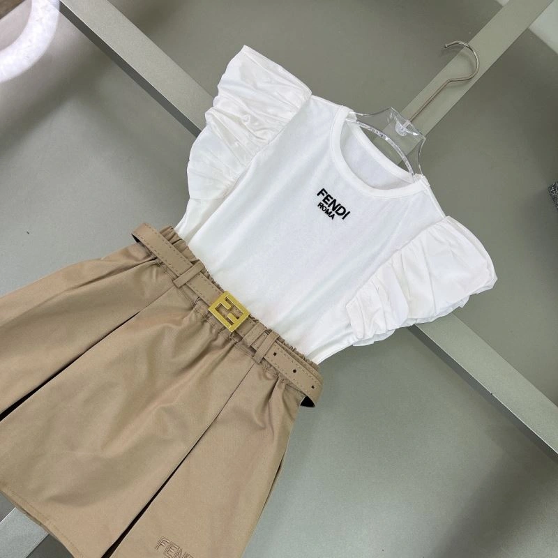 Top mirror Fendi Kids