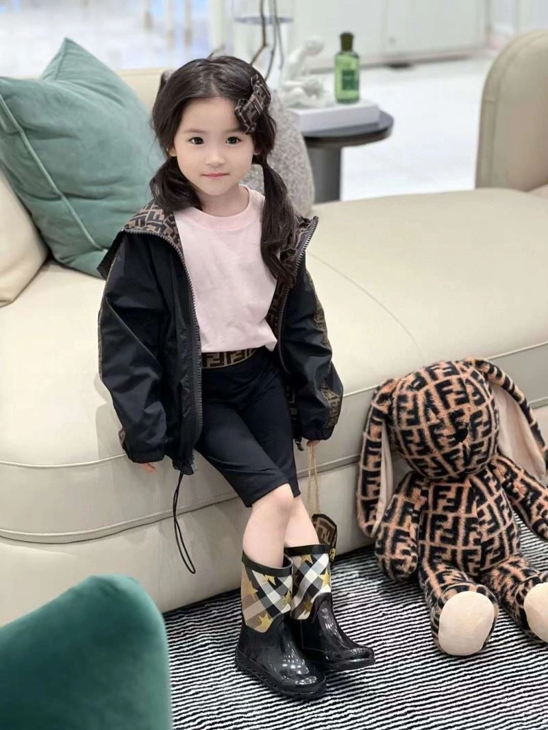 Bargain Fendi Kids