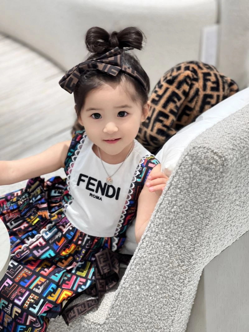 Low-cost Fendi Kids