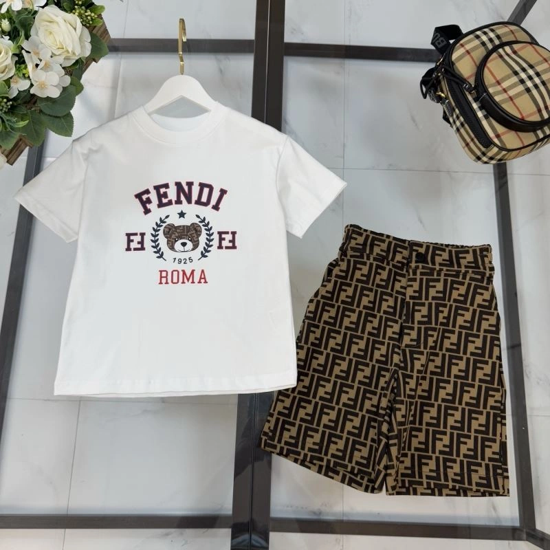 Accurate model Fendi Kids