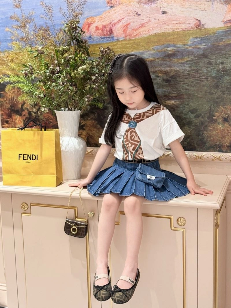 Exact replica Fendi Kids