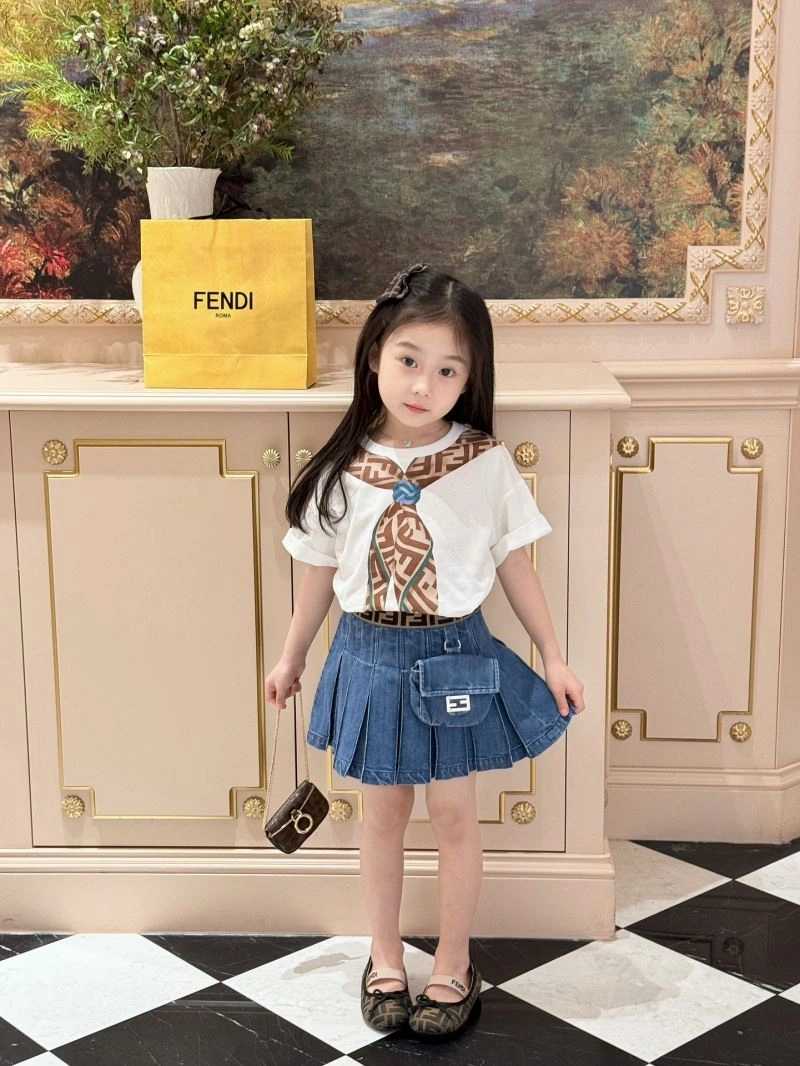 Exact replica Fendi Kids