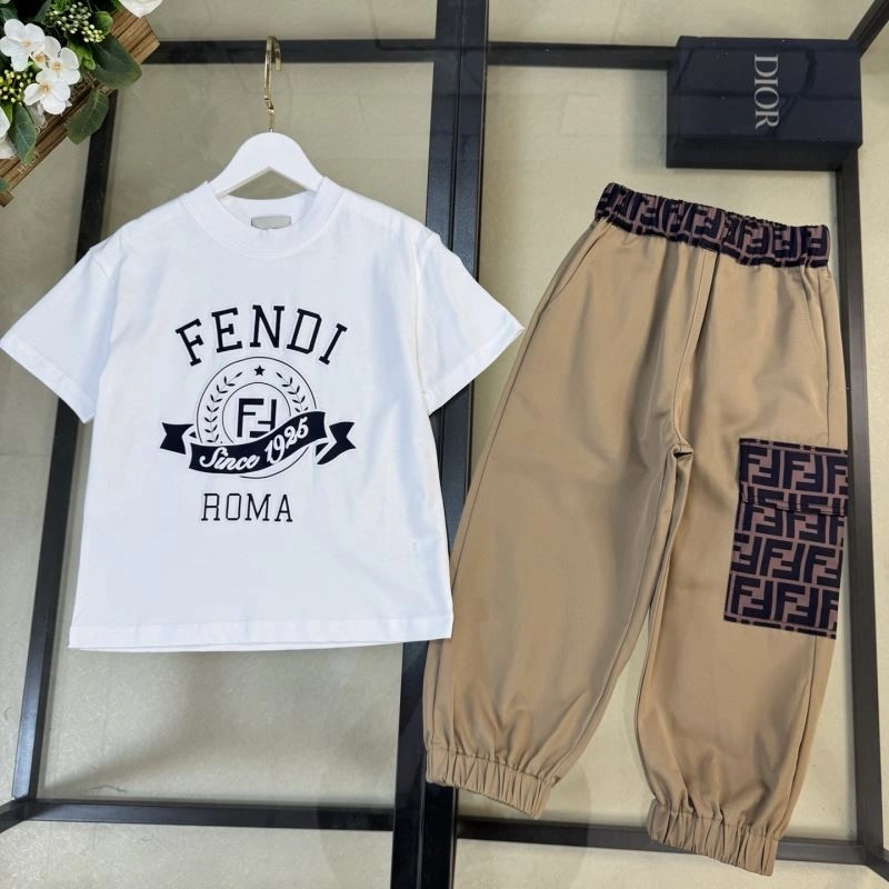 Low-cost Fendi Kids