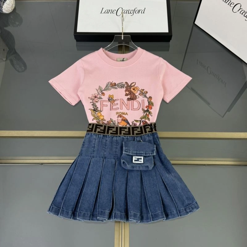 Accurate model Fendi Kids