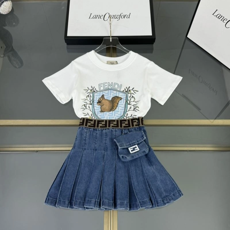 Top match Fendi Kids