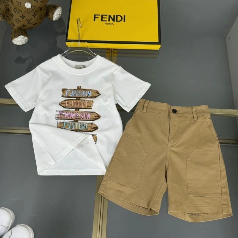 Accurate model Fendi Kids