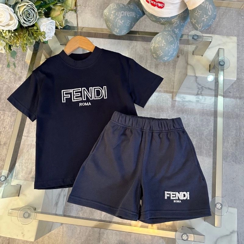 Low-cost Fendi Kids
