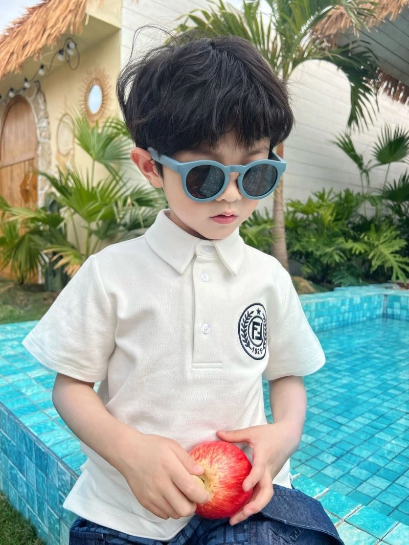 Low-cost Fendi Kids