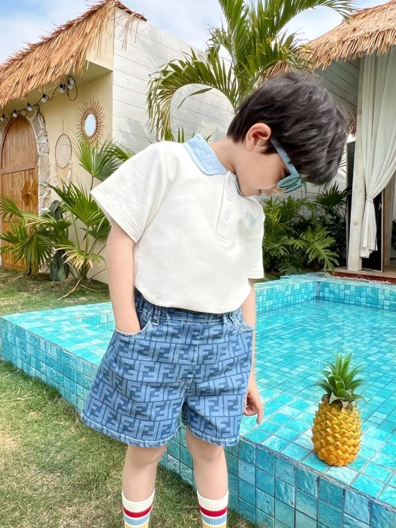 Precise copy Fendi Kids