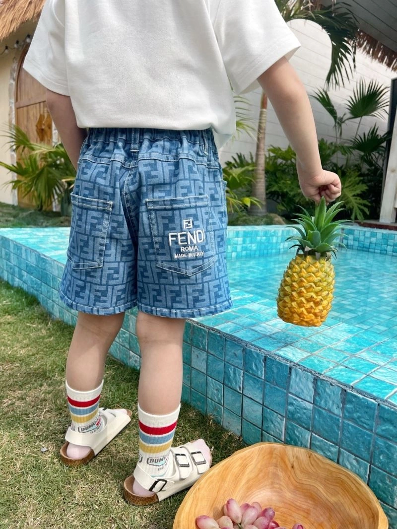 Precise copy Fendi Kids