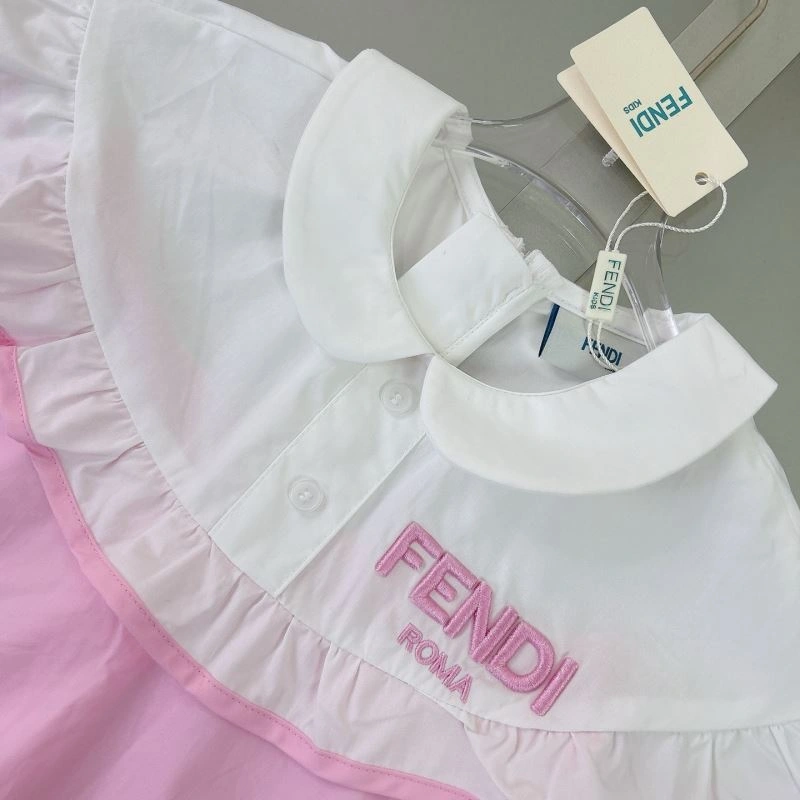 Top mirror Fendi Kids