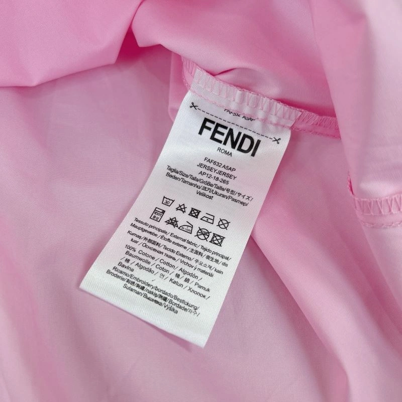 Top mirror Fendi Kids