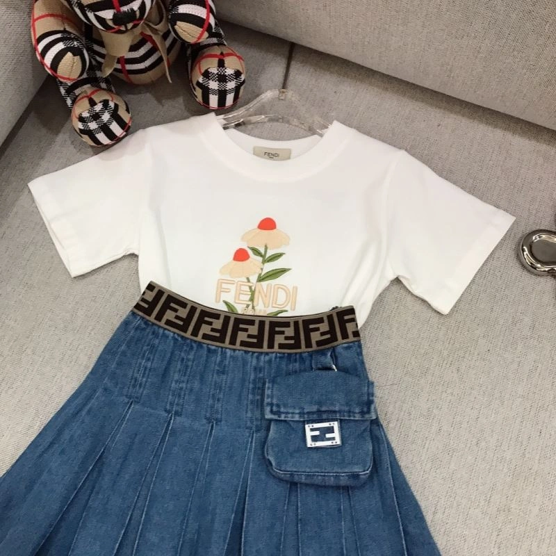 Low-cost Fendi Kids