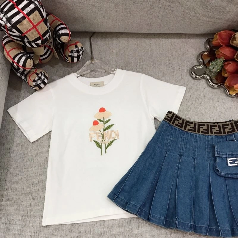 Low-cost Fendi Kids