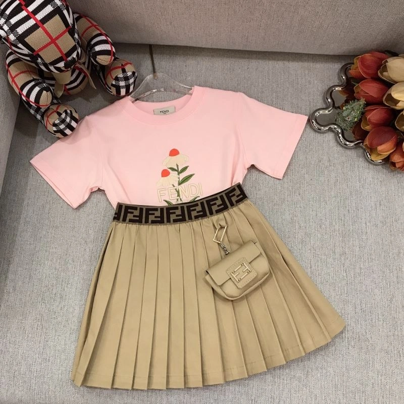 Top match Fendi Kids