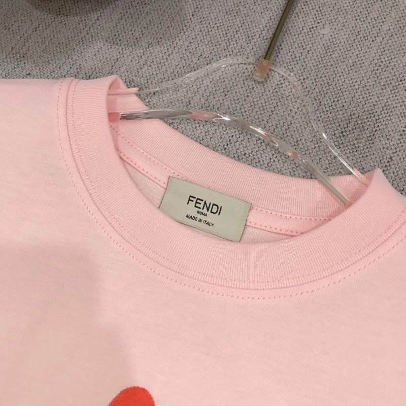 Top mirror Fendi Kids