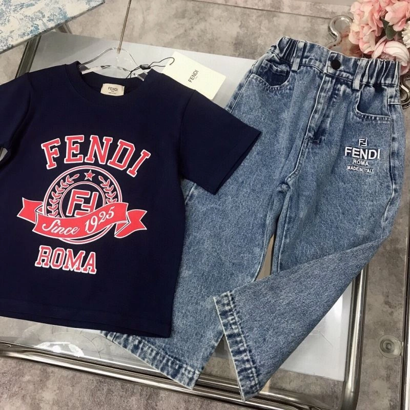 Accurate model Fendi Kids