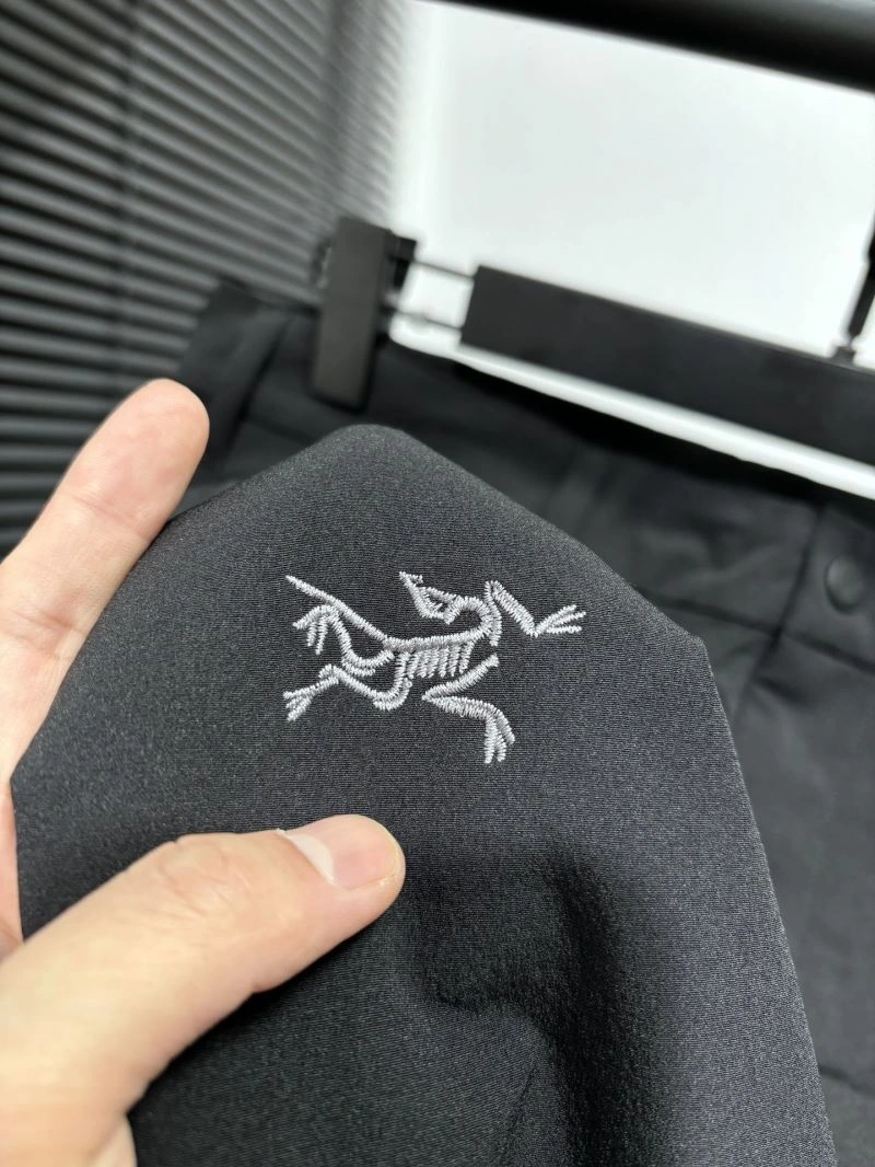 Factory-made Fendi Long Pants