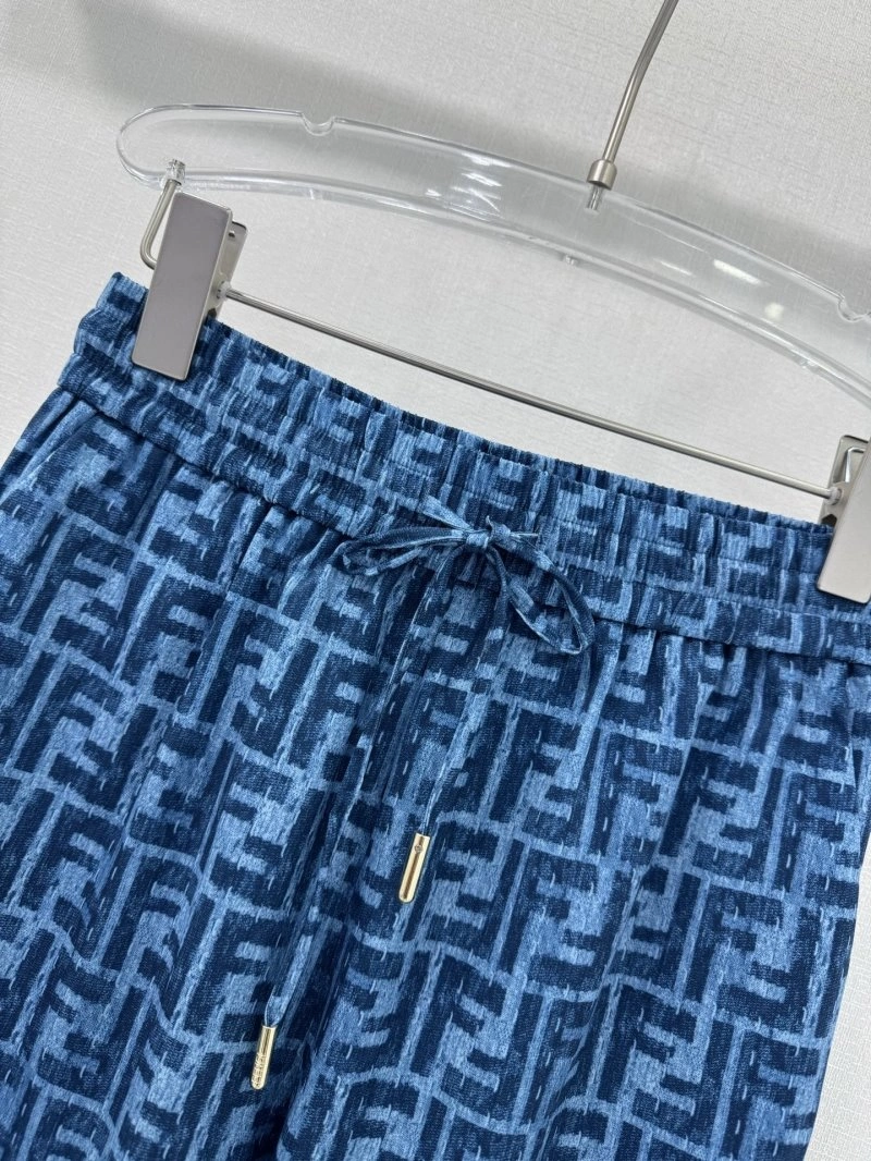 Indistinguishable Fendi Long Pants
