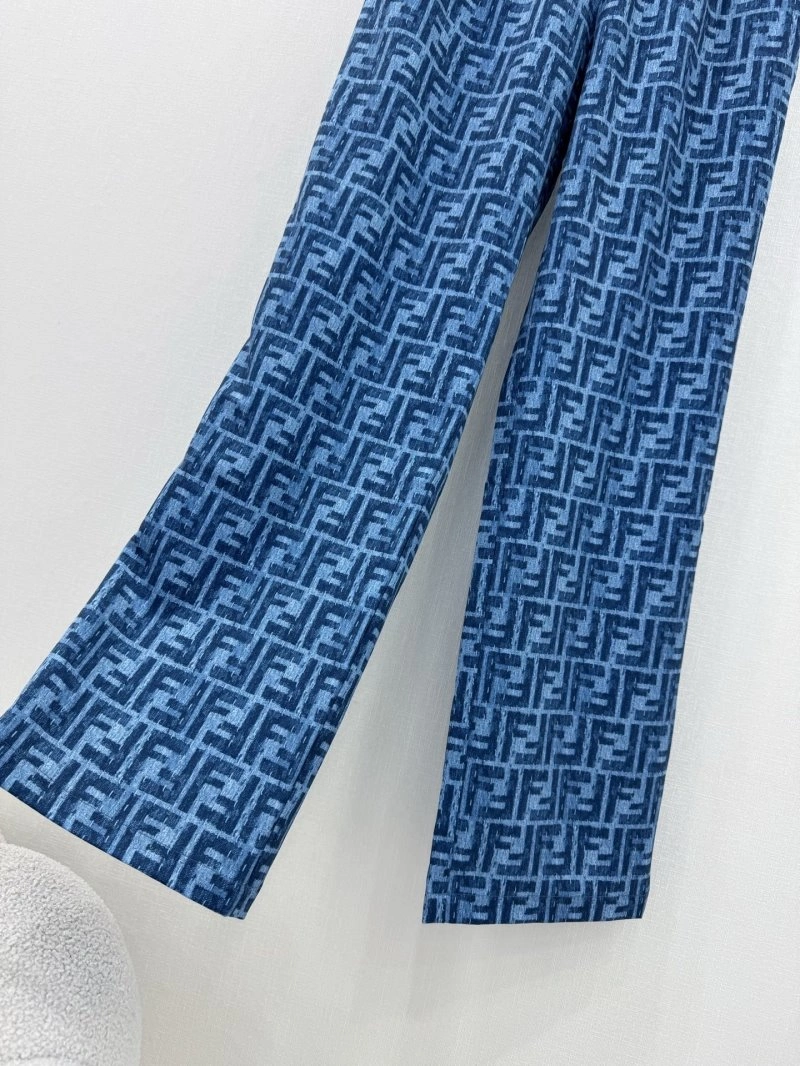 Indistinguishable Fendi Long Pants