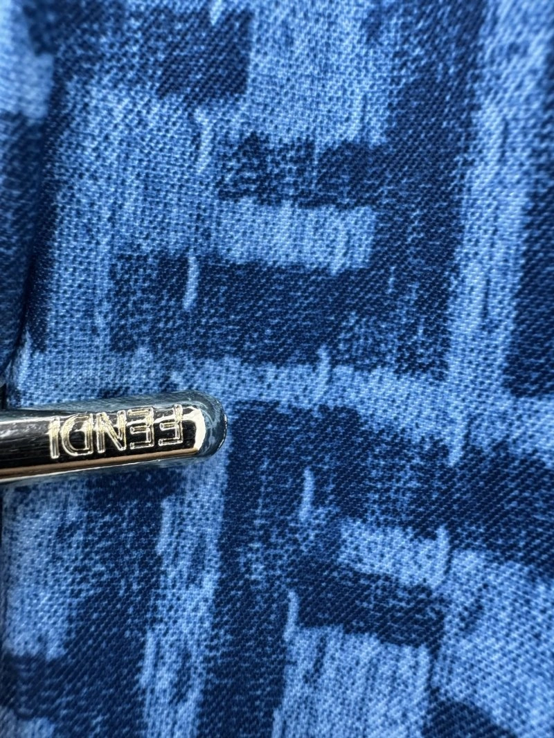 Indistinguishable Fendi Long Pants