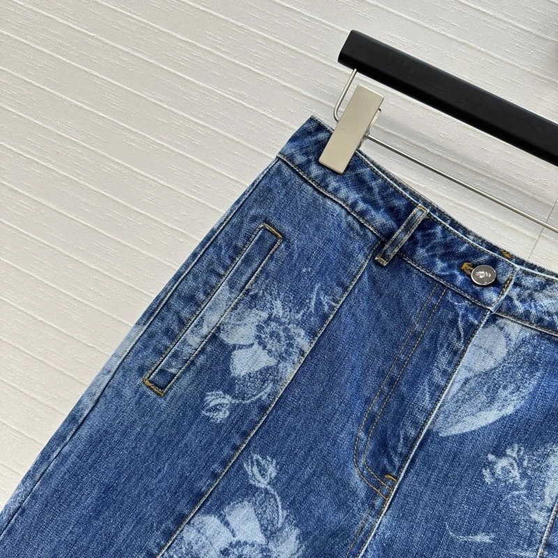 Budget-friendly Fendi Long Pants