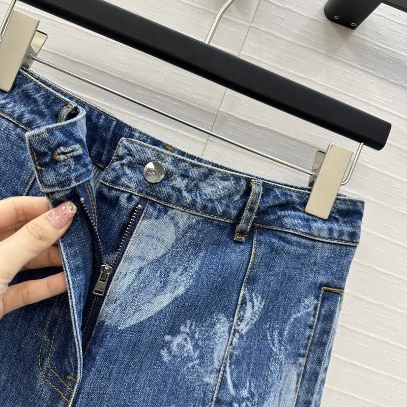 Budget-friendly Fendi Long Pants