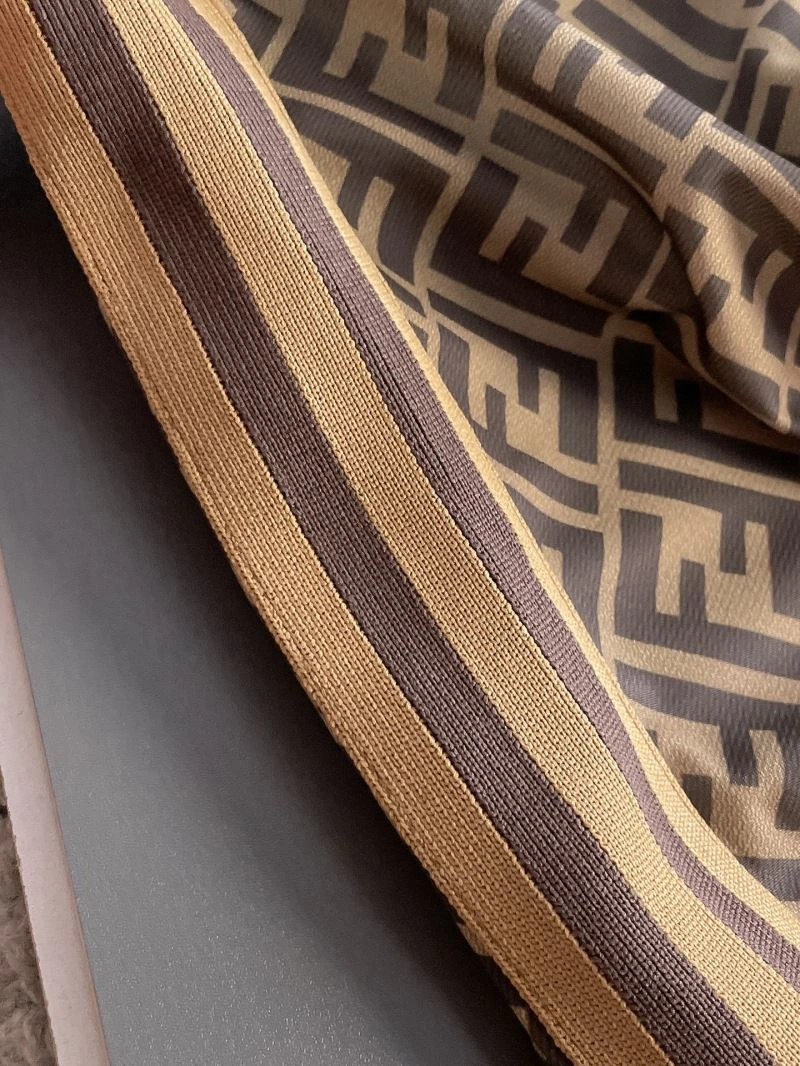 Top mirror Fendi Long Pants