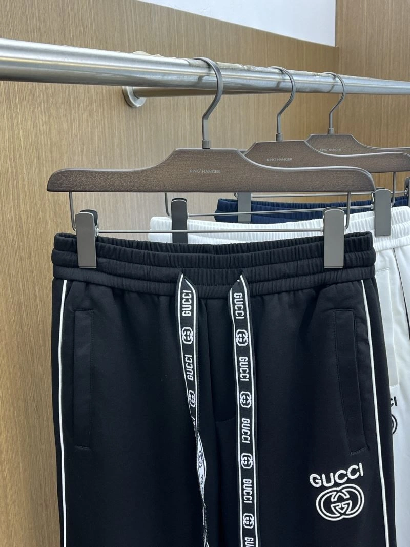 Indistinguishable Fendi Long Pants